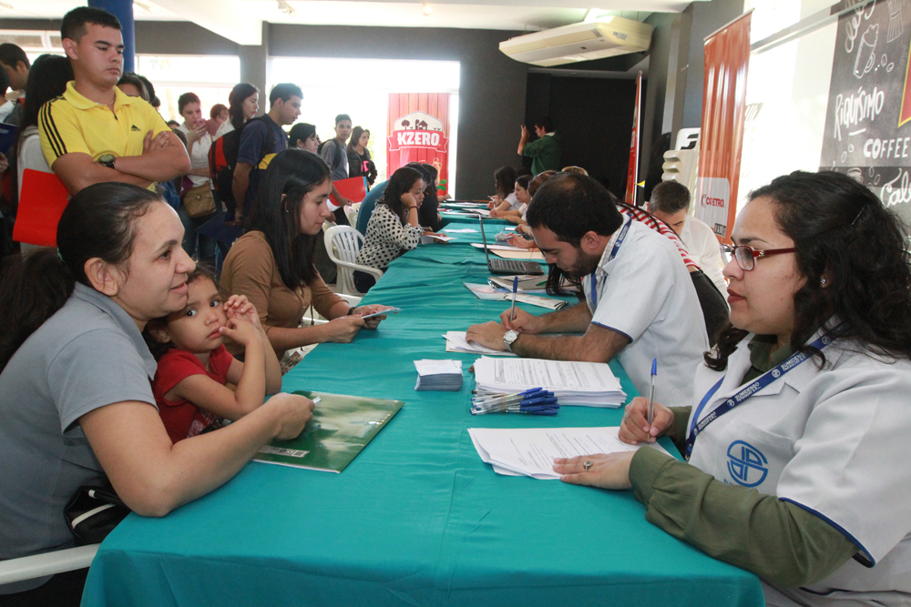 Empleos para el sector industrial y rural atraen a gran cantidad de ...