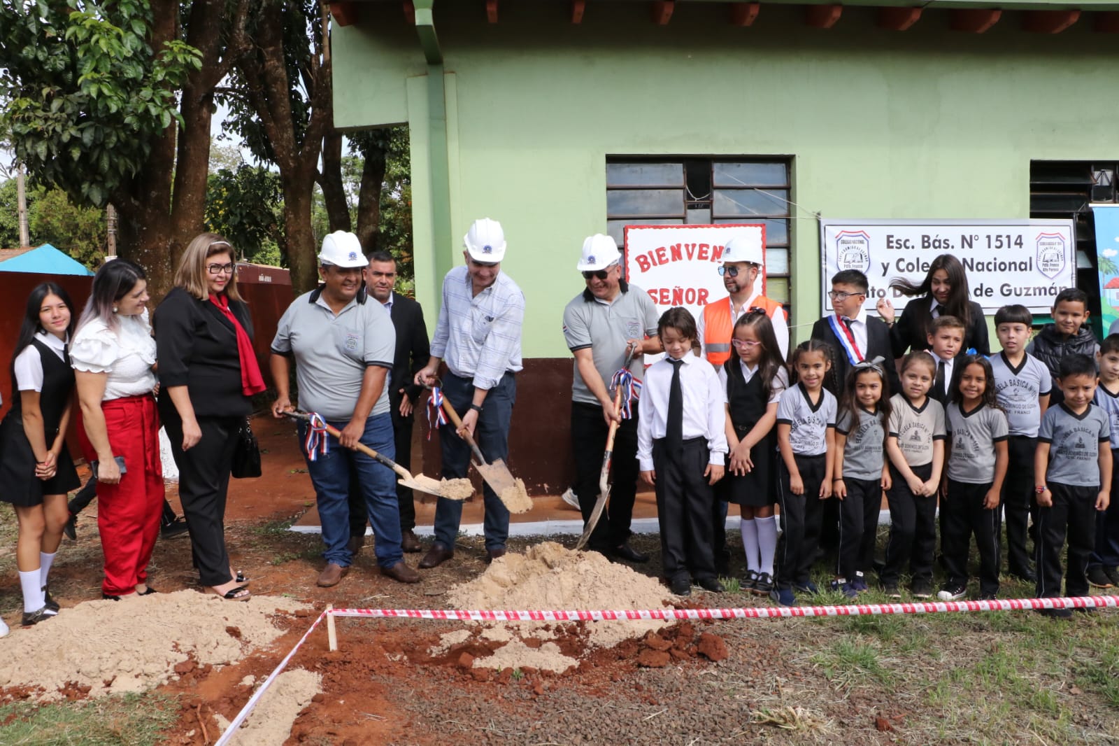 MEC inicia construcción de nuevas y modernas aulas para el nivel ...